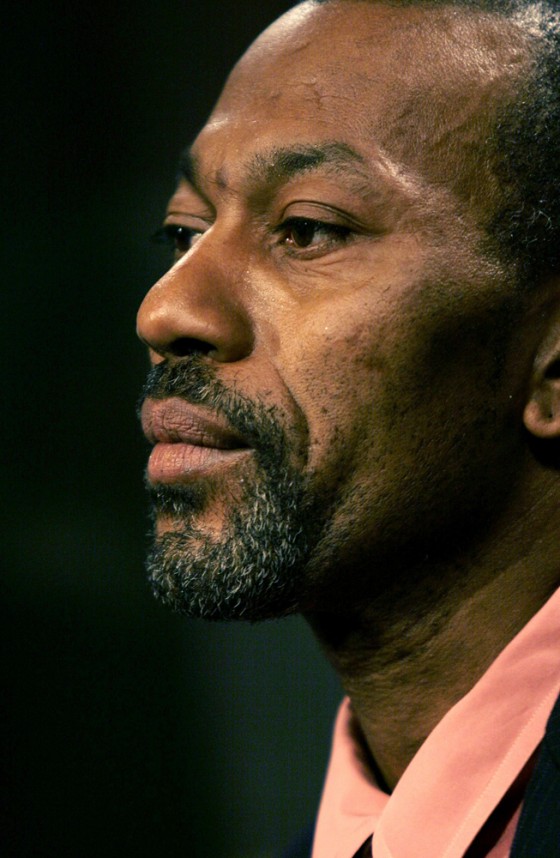 N.Y. subway hero sues lawyer over contract