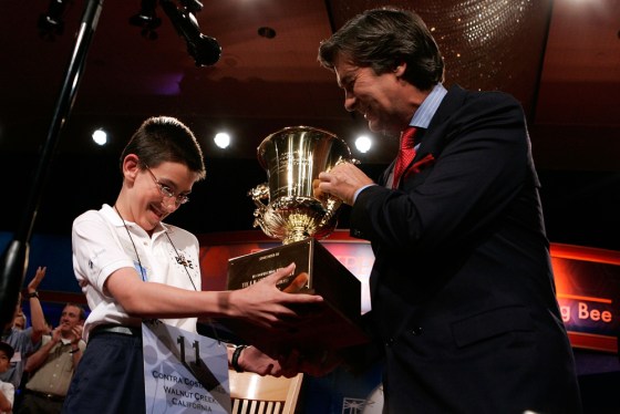 spelling bee trophy leaf