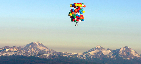 Man floats 193 miles using chair, balloons