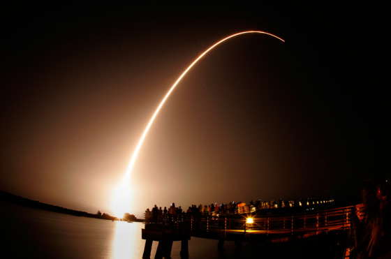 phoenix spacecraft launch