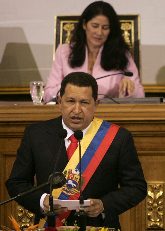 Chavez proposes unlimited re-election