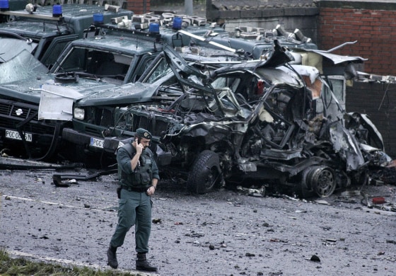 Car bomb explodes in Spain, injuring 2