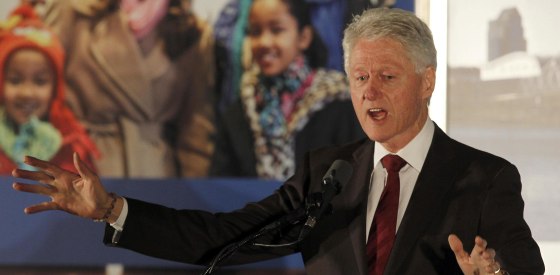 Reid Lauds Bill Clinton's Stops on the Campaign Trail