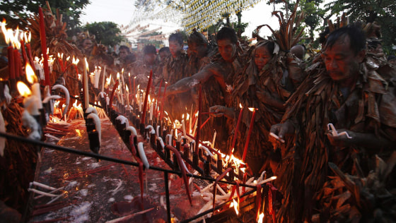 'Mud People' Honor Catholic Festival in the Philippines
