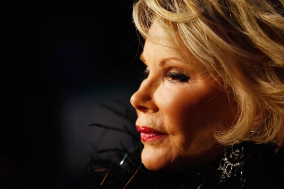 Joan Rivers remains on life support, Melissa Rivers says