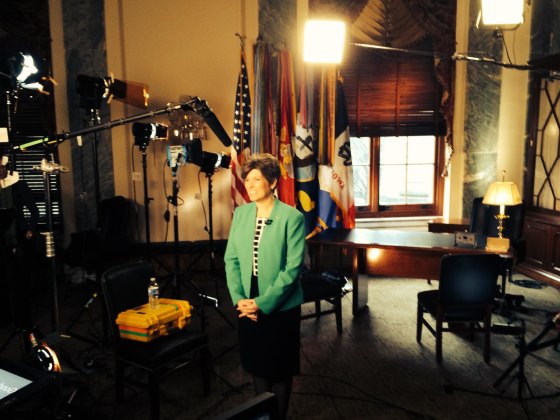 PHOTO: Joni Ernst Rehearses for State of the Union Response