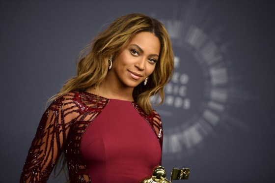 Twitter Begs Beyonce: Use 'Superpower' For Houston LGBT Rights
