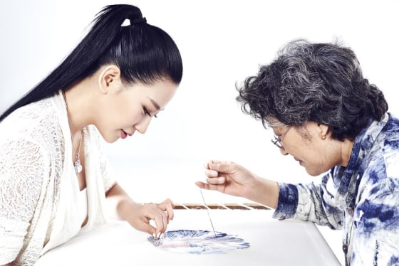 At New York Fashion Week Debut, Lan Yu Is Changing 'Made in China'