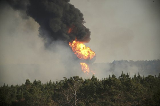 1 Dead in Colonial Gasoline Pipeline Explosion in Alabama