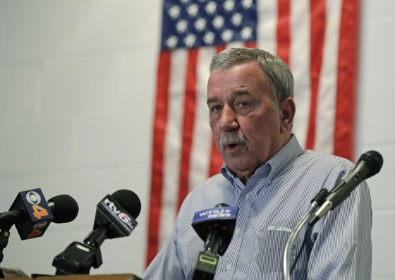 Indiana Union Leaders Angry About Carrier Deal Vow to Work With Trump