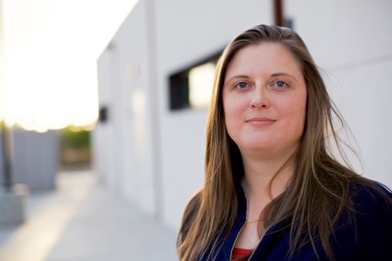 Adventist Pastor Resigns After Coming Out as Bisexual