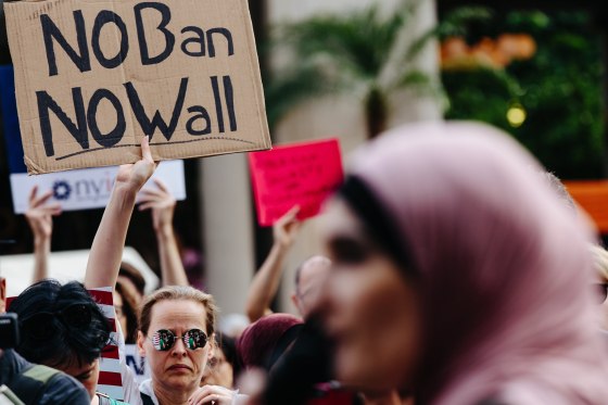 15 States Join Hawaii's Challenge to Travel Ban Enforcement