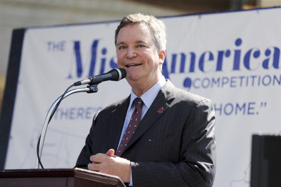 Miss America CEO Sam Haskell resigns from organization after uproar ...
