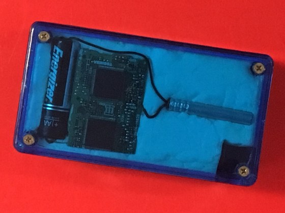 Fake bomb causes real chaos at Newark Airport