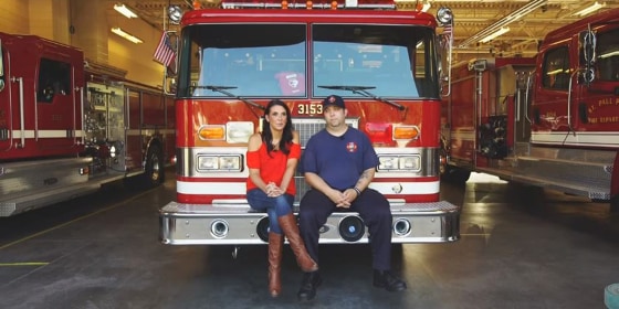 Firefighter leaves his own wedding to fight nearby fire