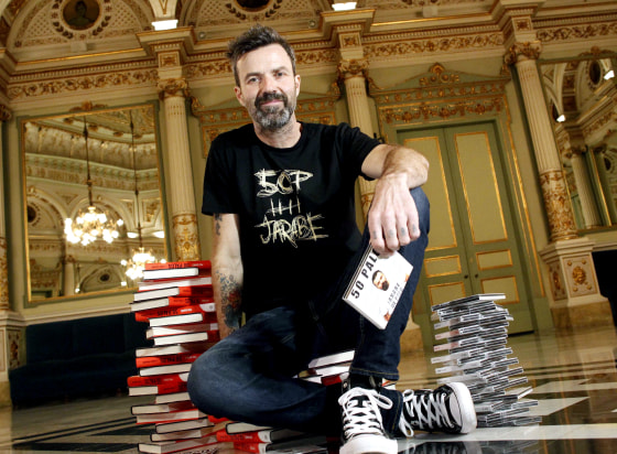 Jarabe de Palo's Pau Donés dies at age 53; fans mourn his death