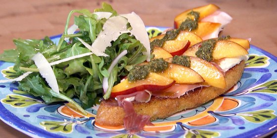 Ricotta Crostini with Prosciutto and Nectarine