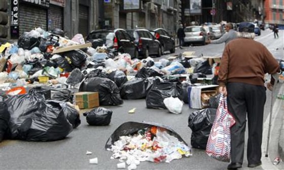 Mafia role in Naples garbage protests?