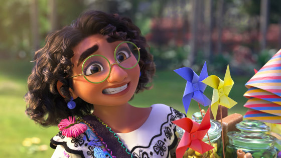 Disney debuts trailer for its Latino-themed animated movie 'Encanto ...