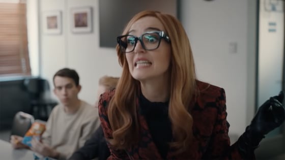 'SNL' parodies Netflix hit 'Inventing Anna'