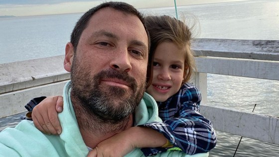 Maksim Chmerkovskiy returns to US after relief work in Poland