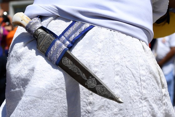 UNC Charlotte updates policy to allow Sikh students to wear kirpan on ...