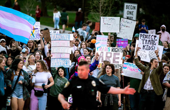 ‘A country on fire’: New poll finds America polarized over culture ...