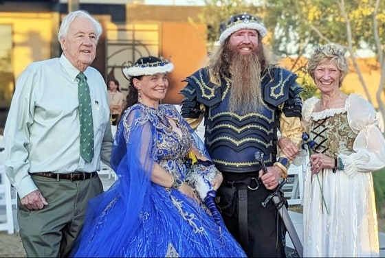 White Castle Wedding: Couple Gets Married at Burger Chain
