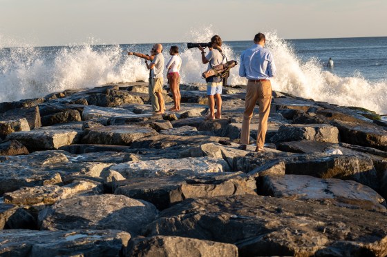 'Large and dangerous' Hurricane Lee to bring high winds and coastal ...