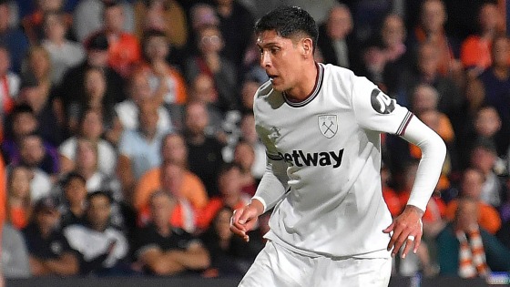 Edson Álvarez enloquece a los aficionados del West Ham