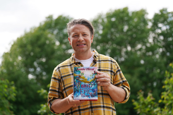 Jamie Oliver withdraws children's book after criticism from Indigeneous Australians