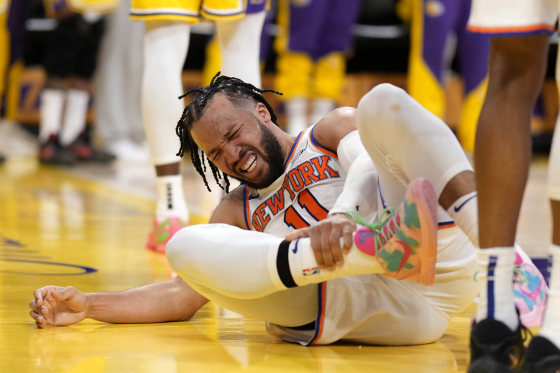 Knicks guard Jalen Brunson expected to miss time after suffering ankle ...