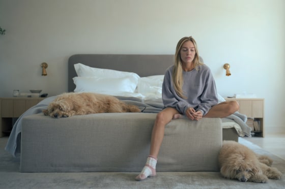 Dozens of former Boston University women’s soccer players sign letter supporting former coach ...