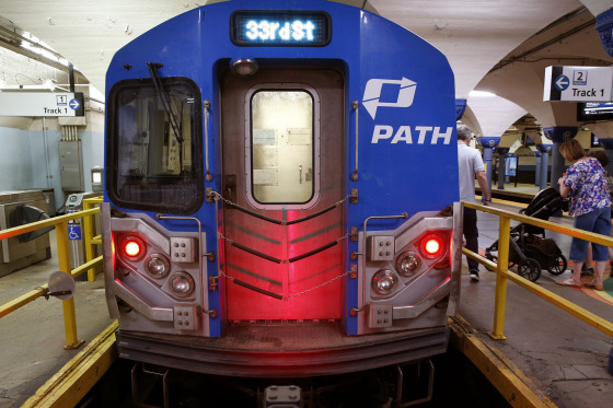 Dramatic PATH train fire smokes out riders, suspends service to NYC Monday