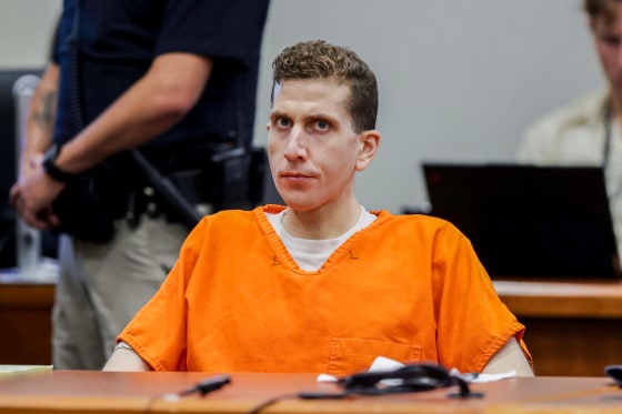 Families of slain Idaho college students sue killer's university
