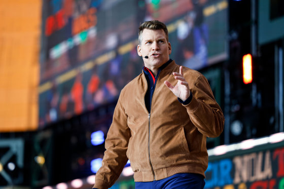 NFL RedZone will have commercials for the first time, host Scott Hanson says