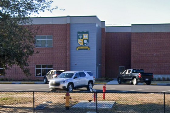 Poop spray causes $55K in damage at South Carolina school; teaching ...