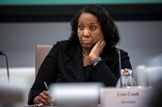 Supreme Court rules Trump cannot fire Fed member Lisa Cook; grants him ...