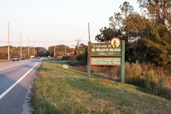 At least 4 dead and 20 injured in shooting at South Carolina bar