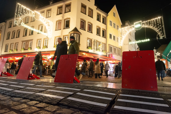 Germany's Christmas markets open with festive cheer and tight security