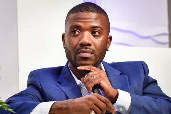 Singer Ray J arrested on charge of making criminal threats, LAPD says
