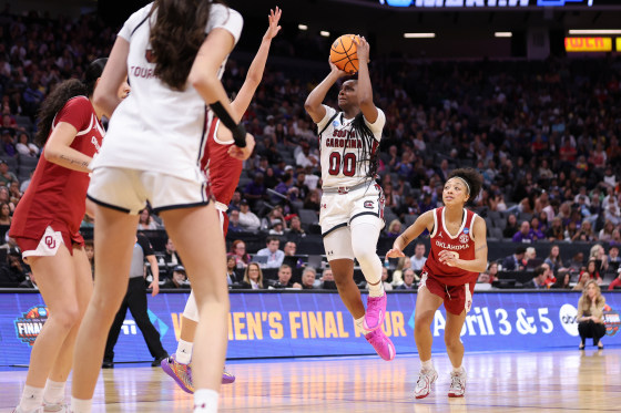 Ta'Niya Latson, Raven Johnson power South Carolina past Oklahoma to ...