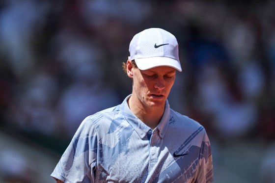 Jannik Sinner stunned in French Open second-round loss after heat ...