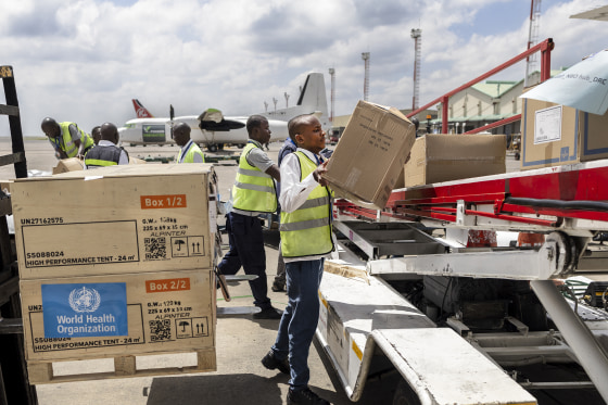 Kenyan court temporarily blocks U.S. plan for Ebola quarantine facility