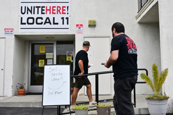 Workers at L.A.-area stadium hosting World Cup games reach tentative ...