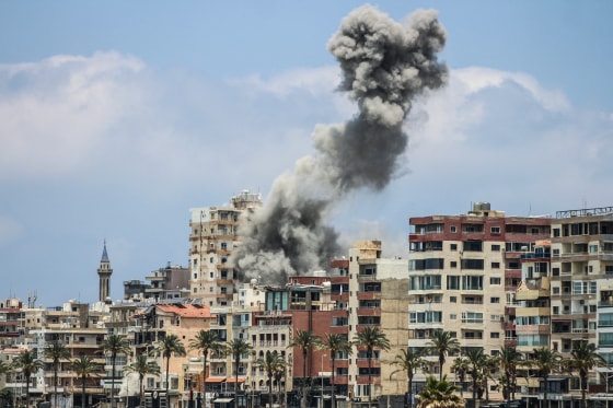 Israelis order Tyre residents to evacuate ancient Lebanese city