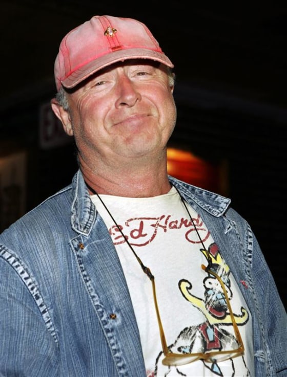 Investigators seek clues in suicide of director Tony Scott