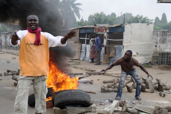 Togo authorities clash with protesters for second day