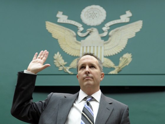 Pharmacy owner refuses to testify about fungal outbreak