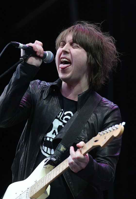 Vines singer Craig Nicholls arrested for assaulting parents, police officer